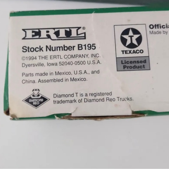 ERTL | Other | 934 Texaco Diamond T Tanker Doodle Bugbank Die Cast Mib ...